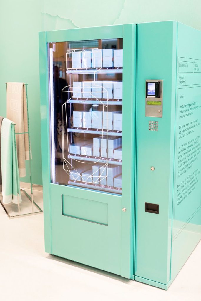 Tiffany & Co. เปิดตัวตู้จำหน่ายน้ำหอมอัตโนมัติในกรุงลอนดอน | Sapparot.co